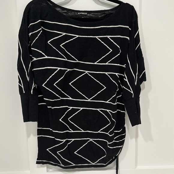 Express | Sweaters | Express 34 Sleeve Sweater With Cinched Left Side ...